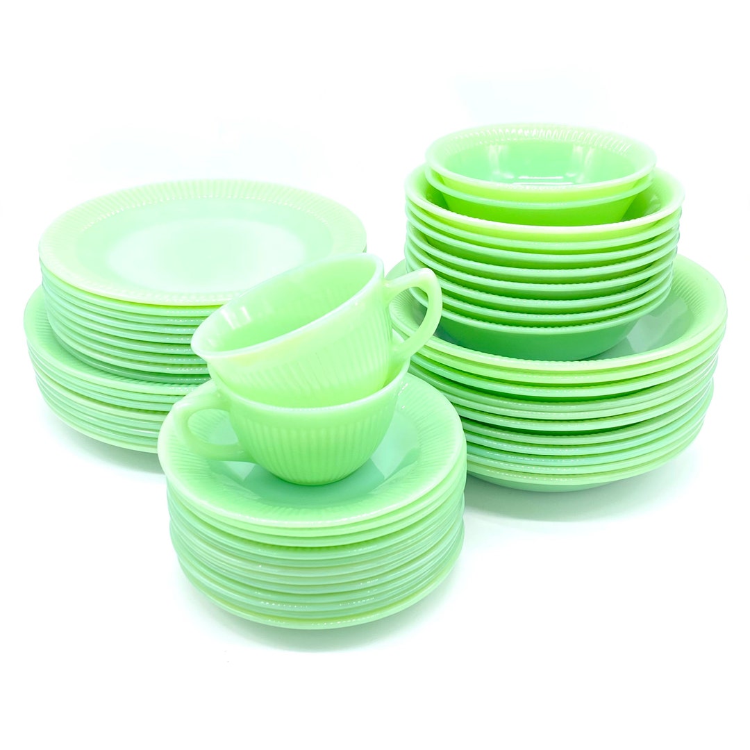 Vintage - Mint Condition - Fireking - Jadeite - Jane Ray Pattern ...