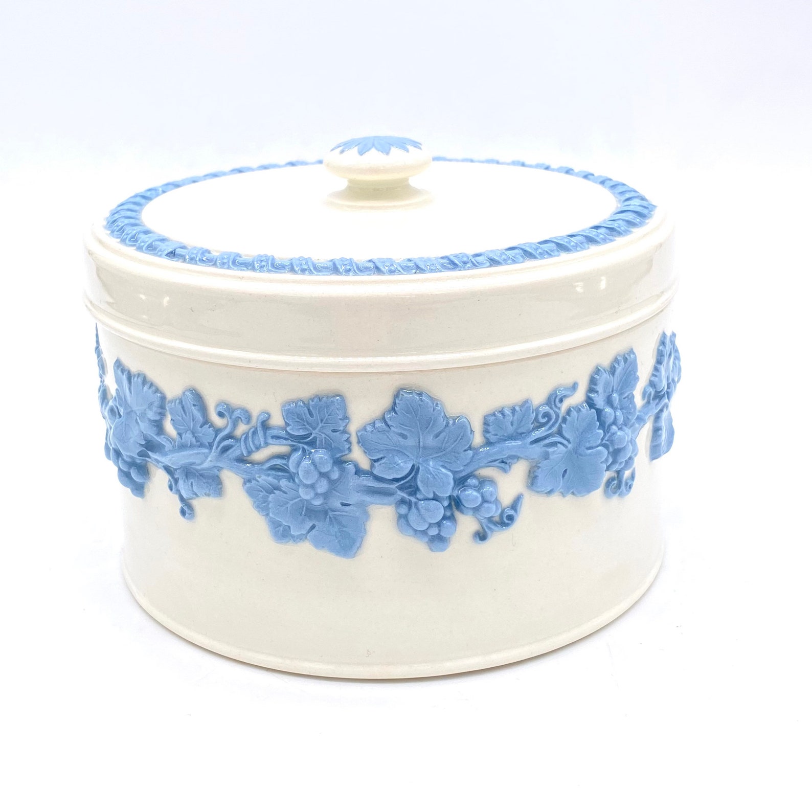 Round Box With Lid Light Blue on Cream Color by Wedgwood - Etsy