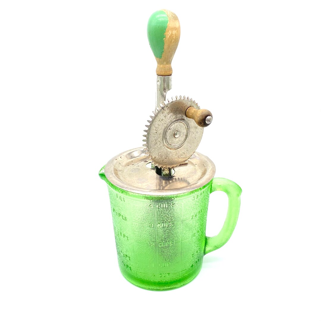 Vintage - Green Uranium Depression Glass - 4 Cup Glass Measuring ...