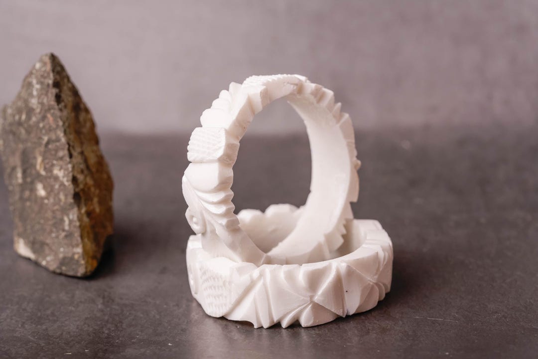 Conch Shell Bangle: Sacred Indian Wedding Bracelet, 2.27" Inner ...