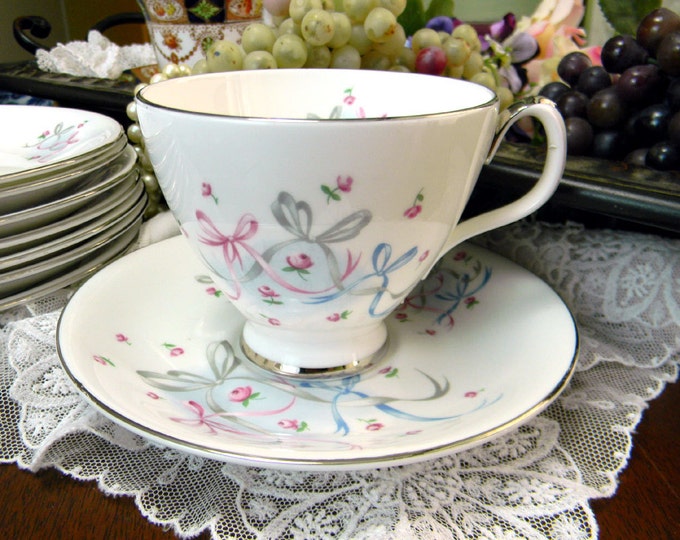 Royal Albert Buttons and Bows Footed Teacup Tea Cup and Saucer 10176 - Etsy