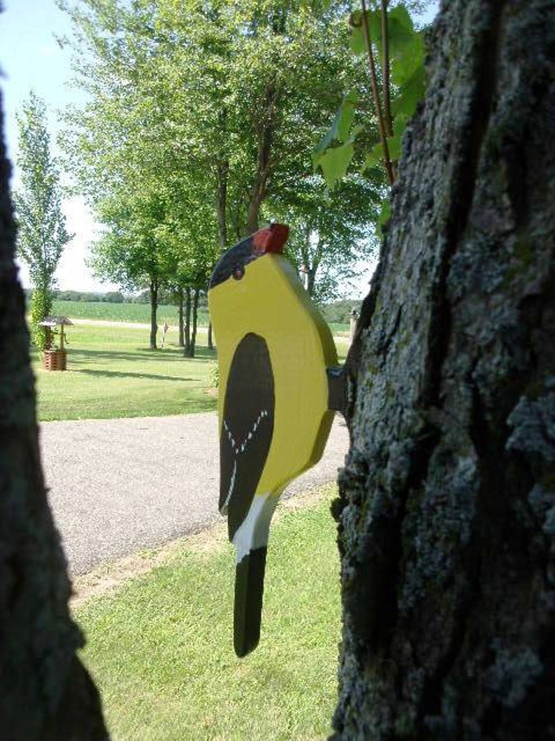 AMERICAN GOLDFINCH STATUE - Etsy
