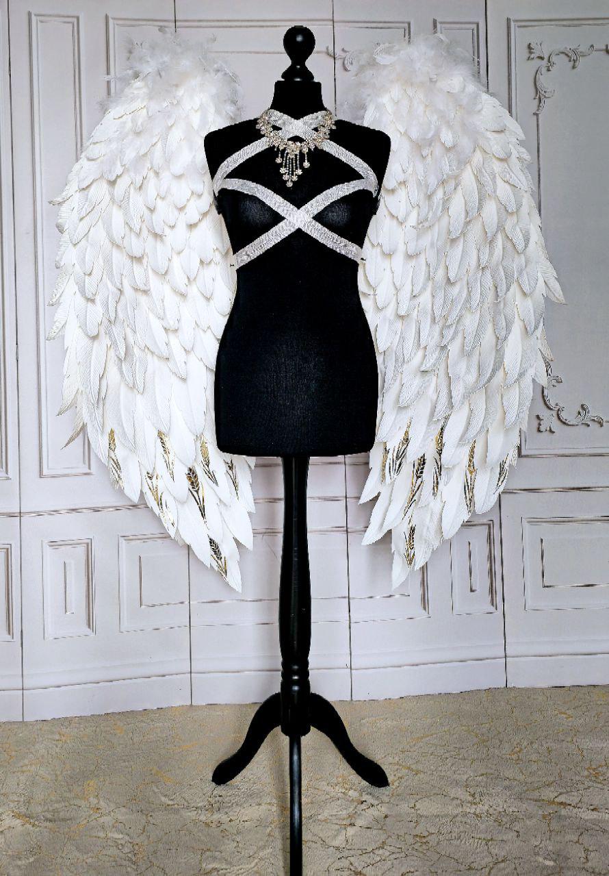 Feathered Angel Wings: Realistic Photo Prop, Cosplay Costume - Etsy