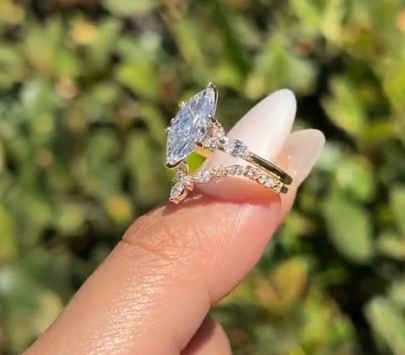 Conjunto de anillo de compromiso nupcial de moissanita de corte ...