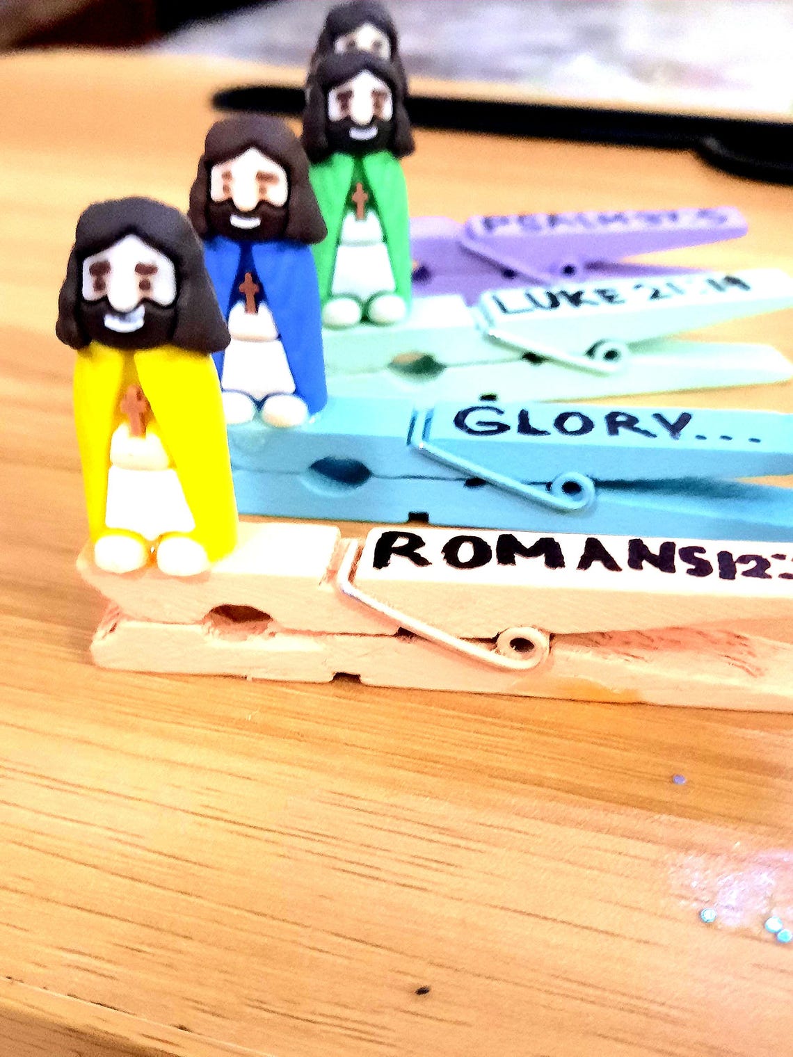 Christhian, Bible Verse Miniature Jesus Figure Cheer Pins Competition ...