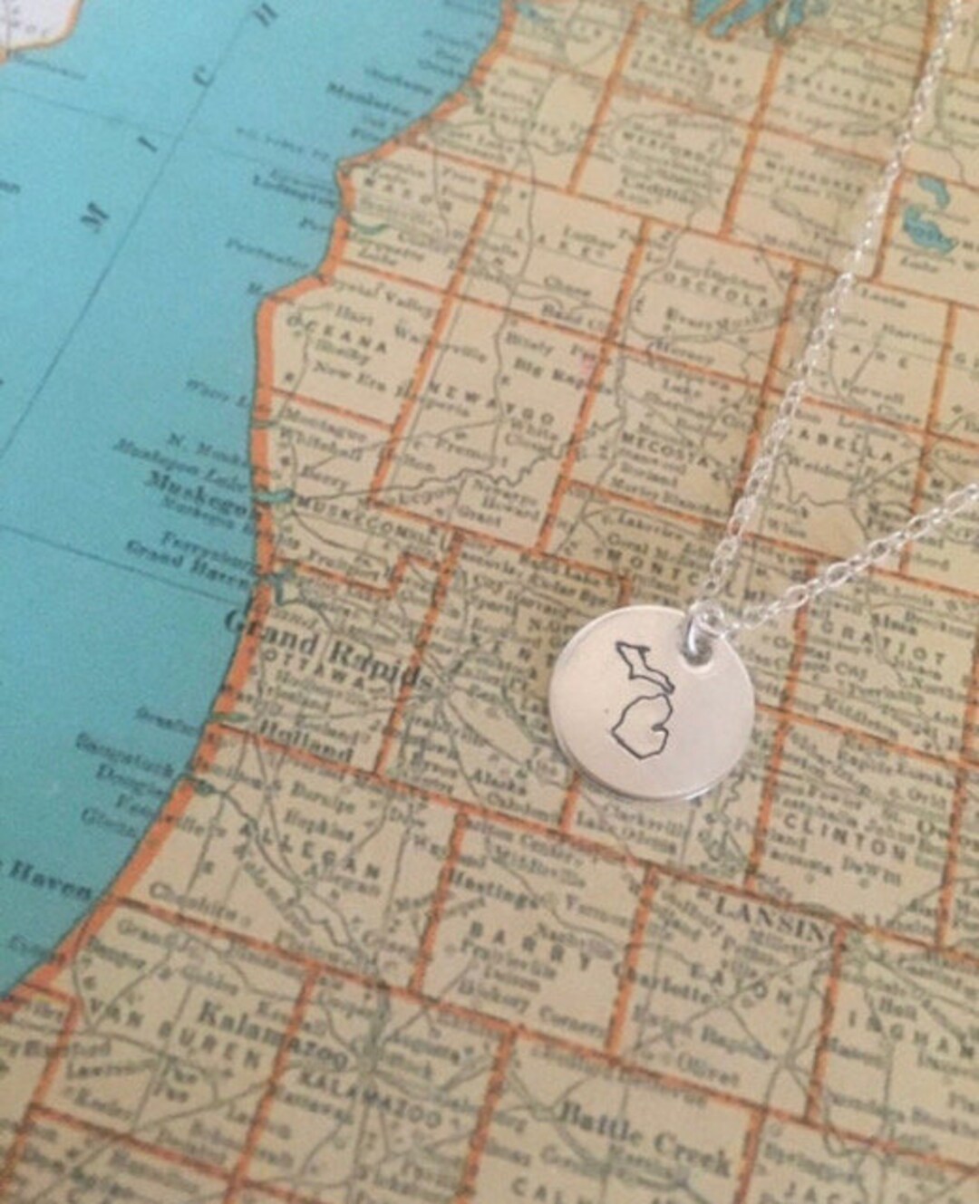 Michigan Stamped Necklace, State Stamped Necklace - Etsy