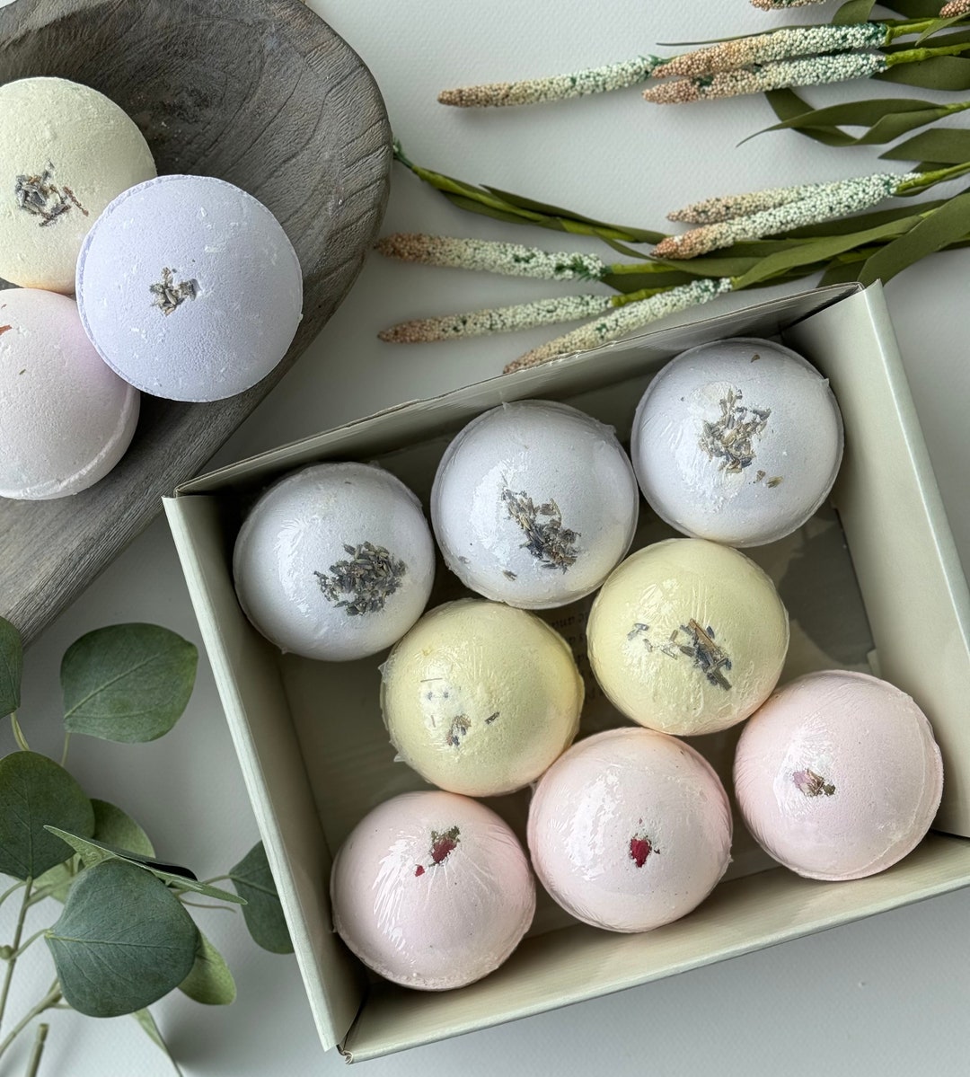 Handcrafted Aromatherapy Bath Bombs, Pamper Mom With Relaxing Bath ...