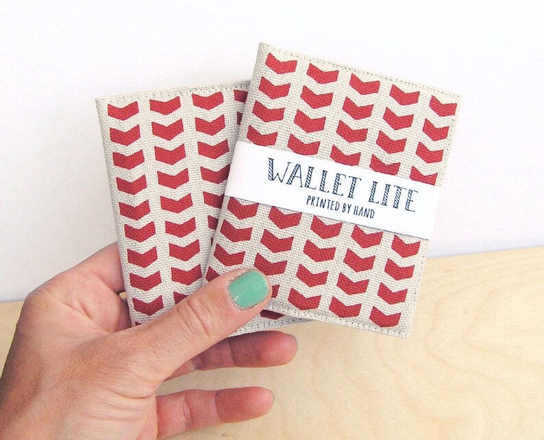 Slim wallet with chevron pattern in red. Really thin wallet: | Etsy