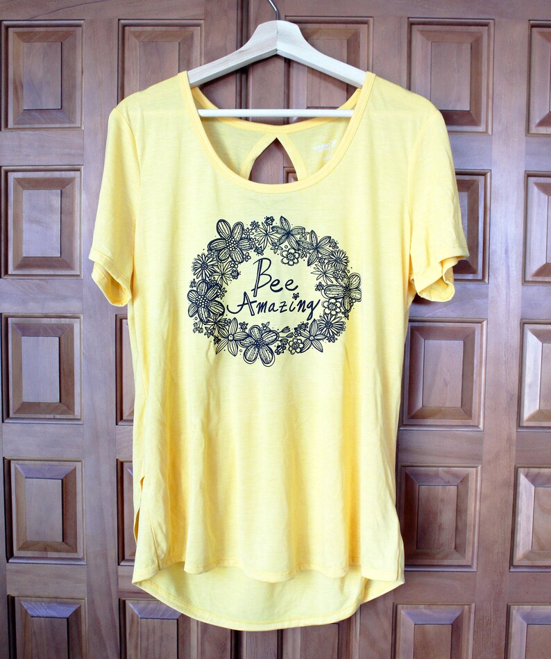 Bee Amazing Inspirational Typography Hand Lettered Cute Floral - Etsy