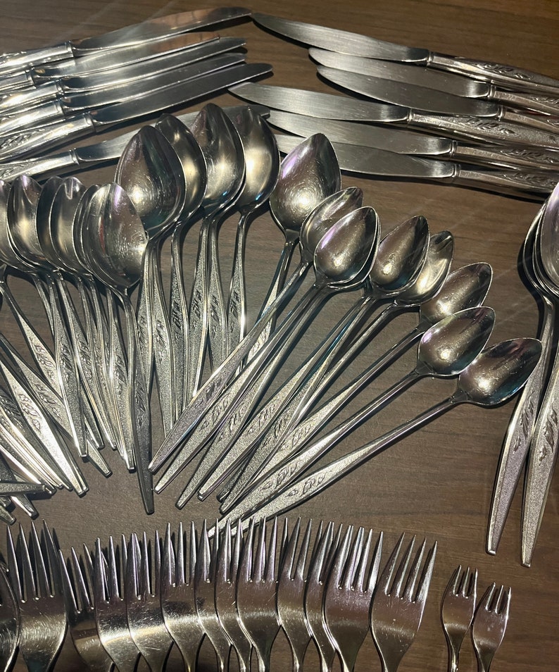 MCM Flatware Community Stainless Woodmere Silverware Set of 77 Pieces ...