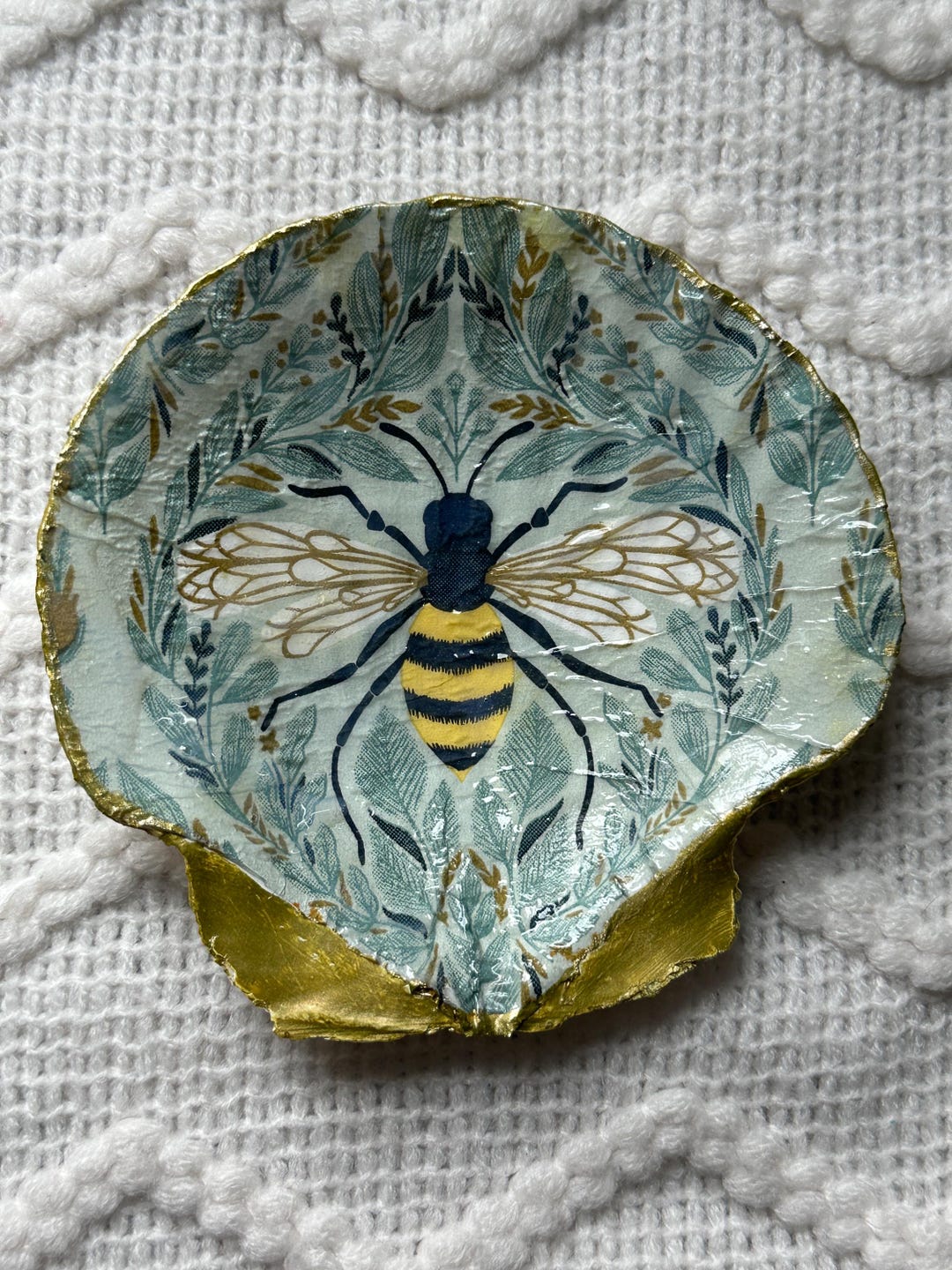 Large Decoupaged Bee Shell Trinket Dish Approximately 4-5 In - Etsy