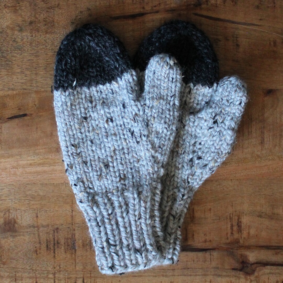 Cozy Knit Wool Mittens Color Light Gray With Charcoal Gray Two Tone ...