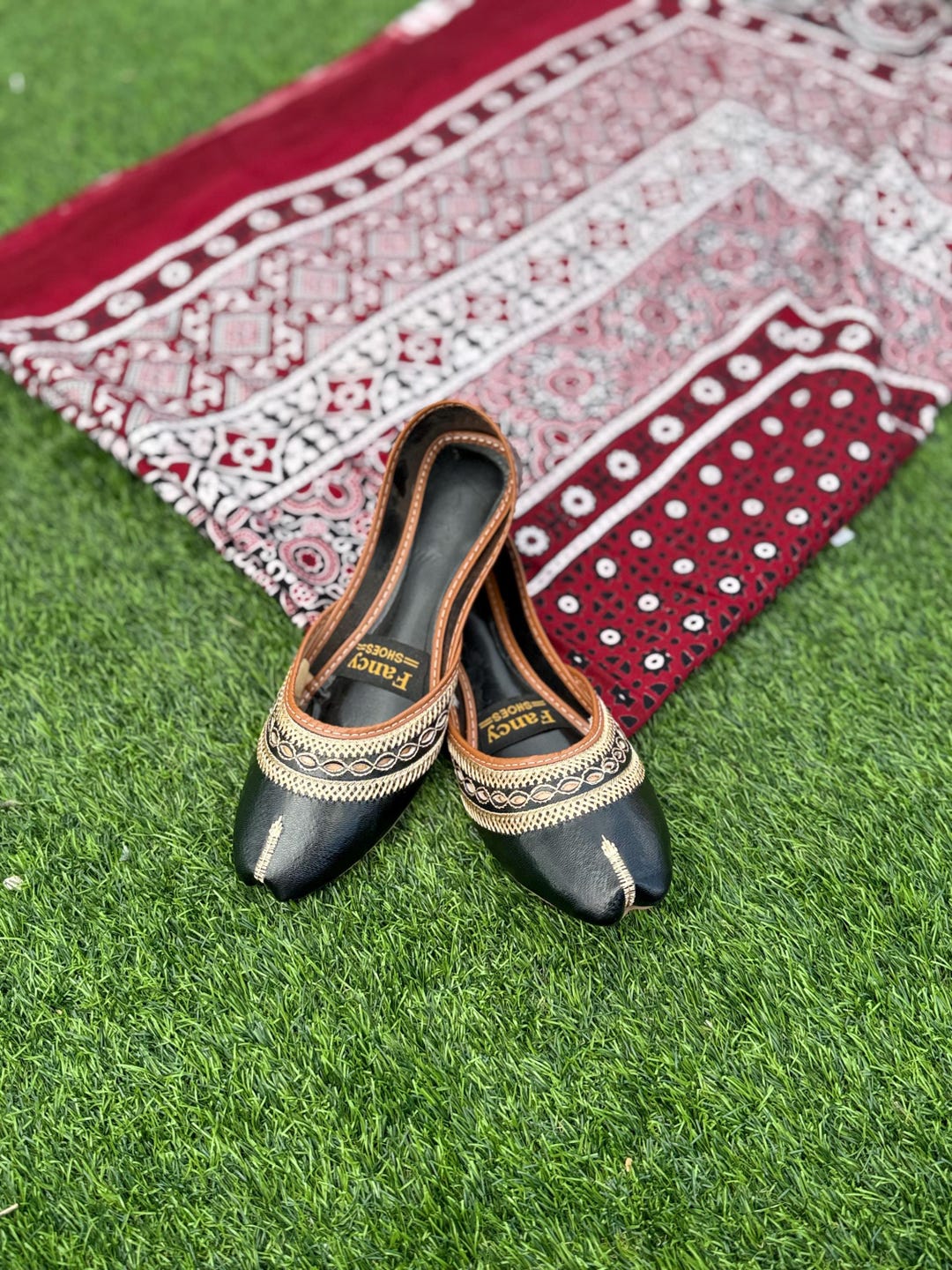 Pakistani Khussa, Jutti, Padded Bottom, Lahori Khussa, Mojari ...