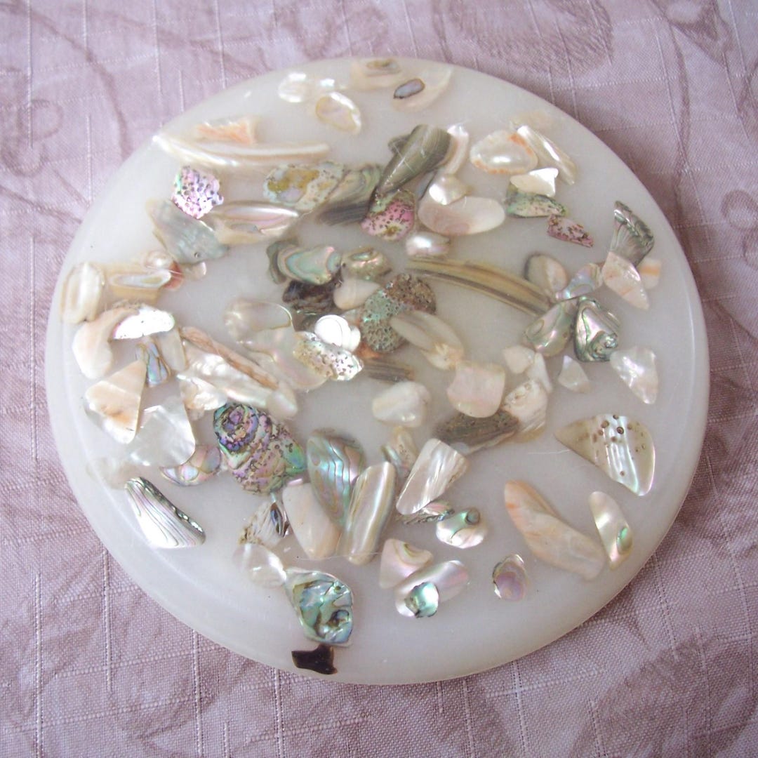 Vintage Mid-century Modern Lucite/resin Trivet With Abalone Shell Bits ...