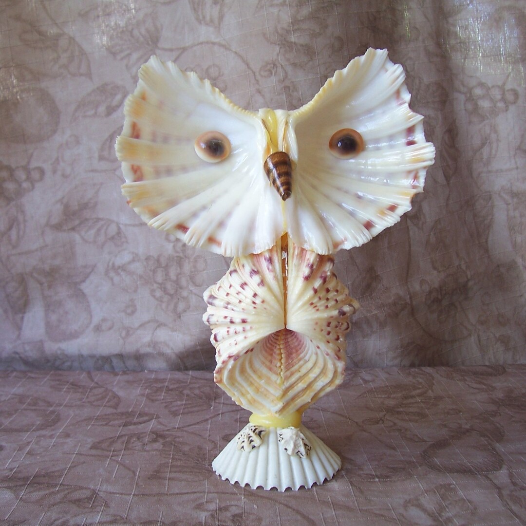 Vintage 1970s Seashell Owl Shell Décor Kitschy Sculpture Décor. B682-1 ...