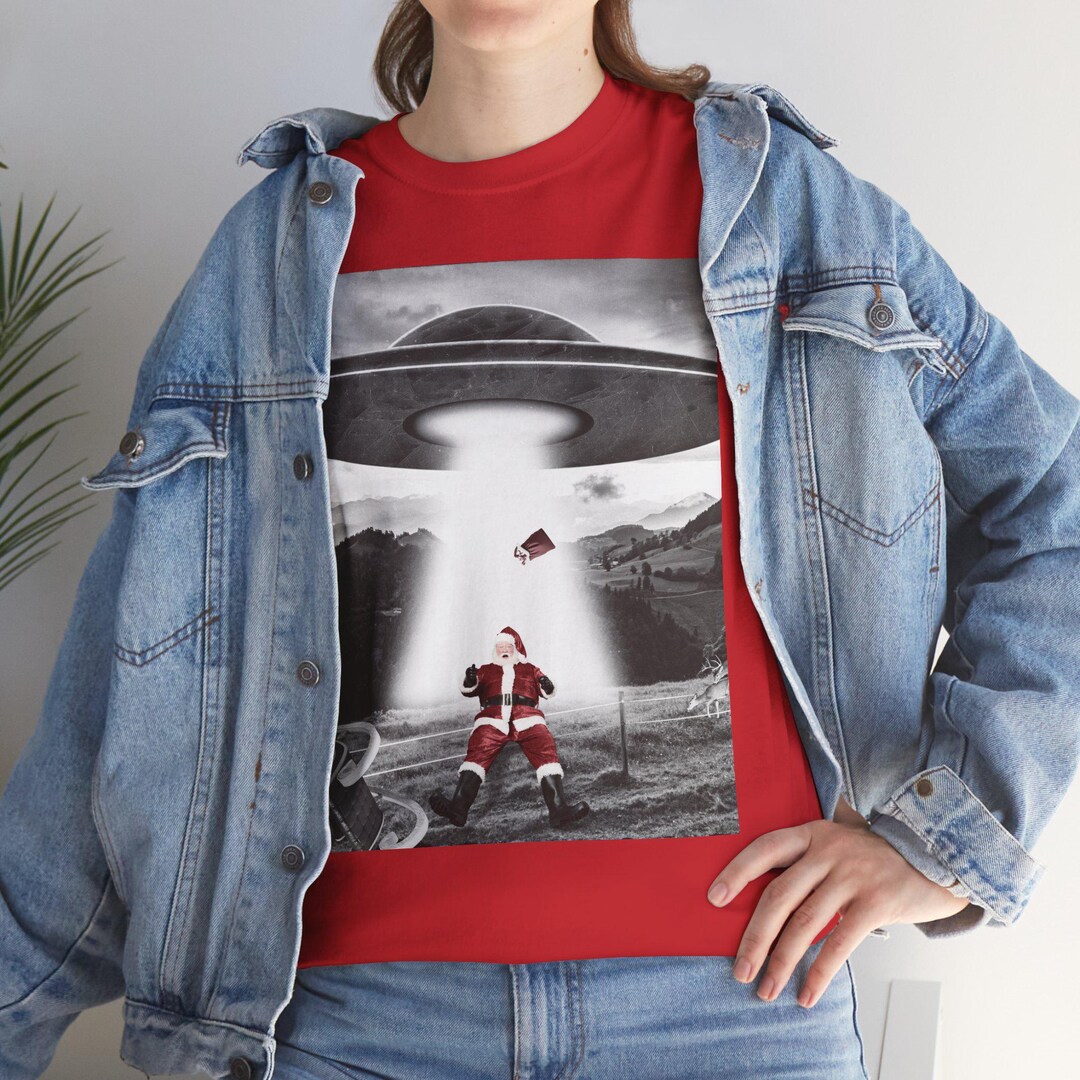 Santa UFO Unisex Heavy Cotton Tee - Fun Holiday Shirt, Christmas Gift ...