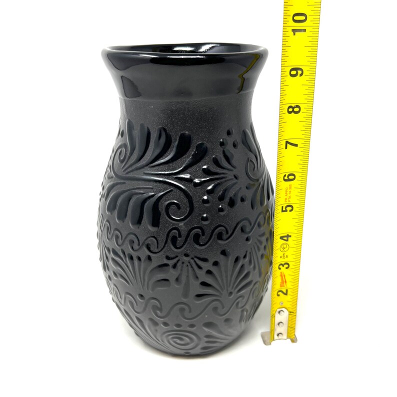 Handcrafted Black Mexican Barro/clay Flower Pattern Vase - Etsy