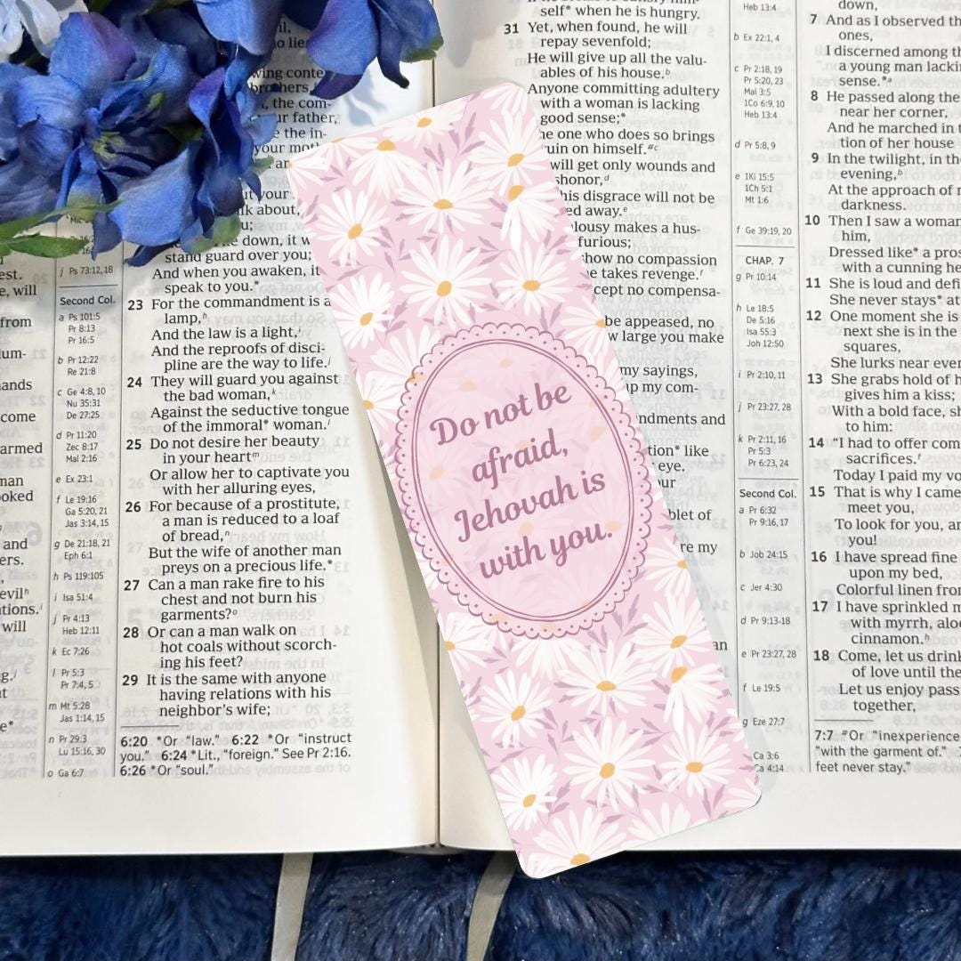 Do Not Be Afraid, Jehovah is With You Bookmark | JW Encouragement Gift ...