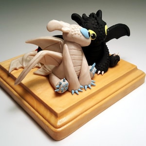 Toothless and His Girlfriend "the Light Fury" - Etsy