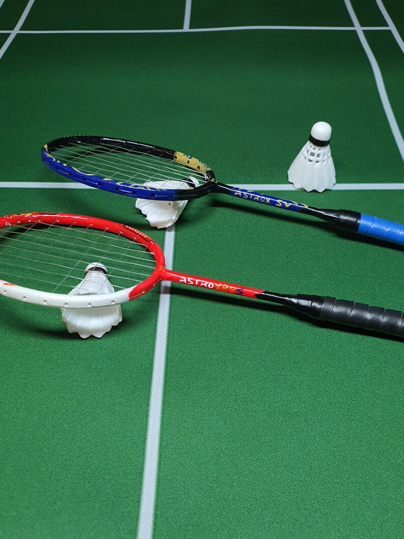 Custom Hand-painted Mini Badminton Racket + Mini Shuttlecock Keychain ...