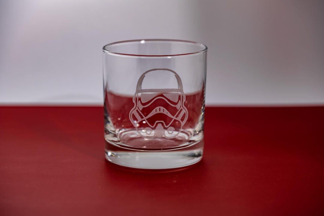 Stormtrooper Whiskey Glass: Laser Engraved Star Wars Barware - 11oz - Etsy