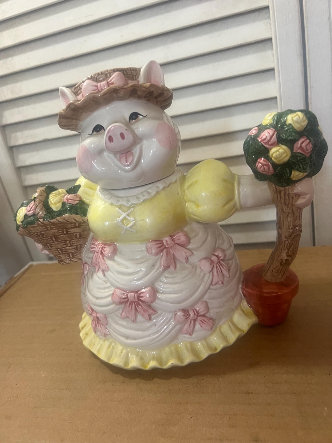 Fitz & Floyd Ceramic Pig Teapot: Lady Pig With Flowers, 32 Oz - Etsy