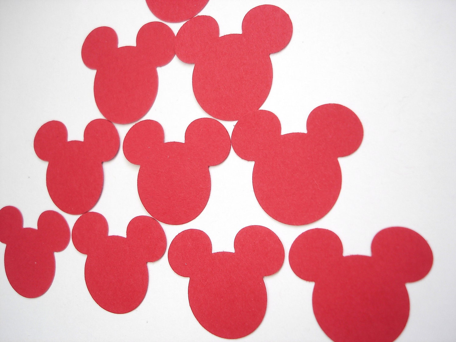 50 Red Mickey Mouse Confetti Birthday Party Confetti - Etsy