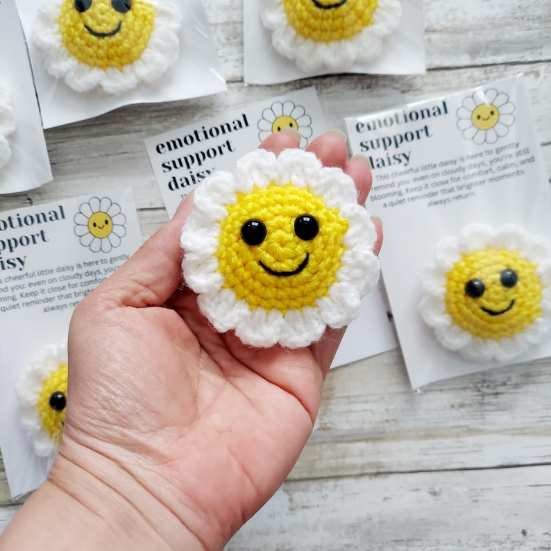 Emotional Support Daisy Pocket Hug, Crochet Amigurumi Flower Plush ...