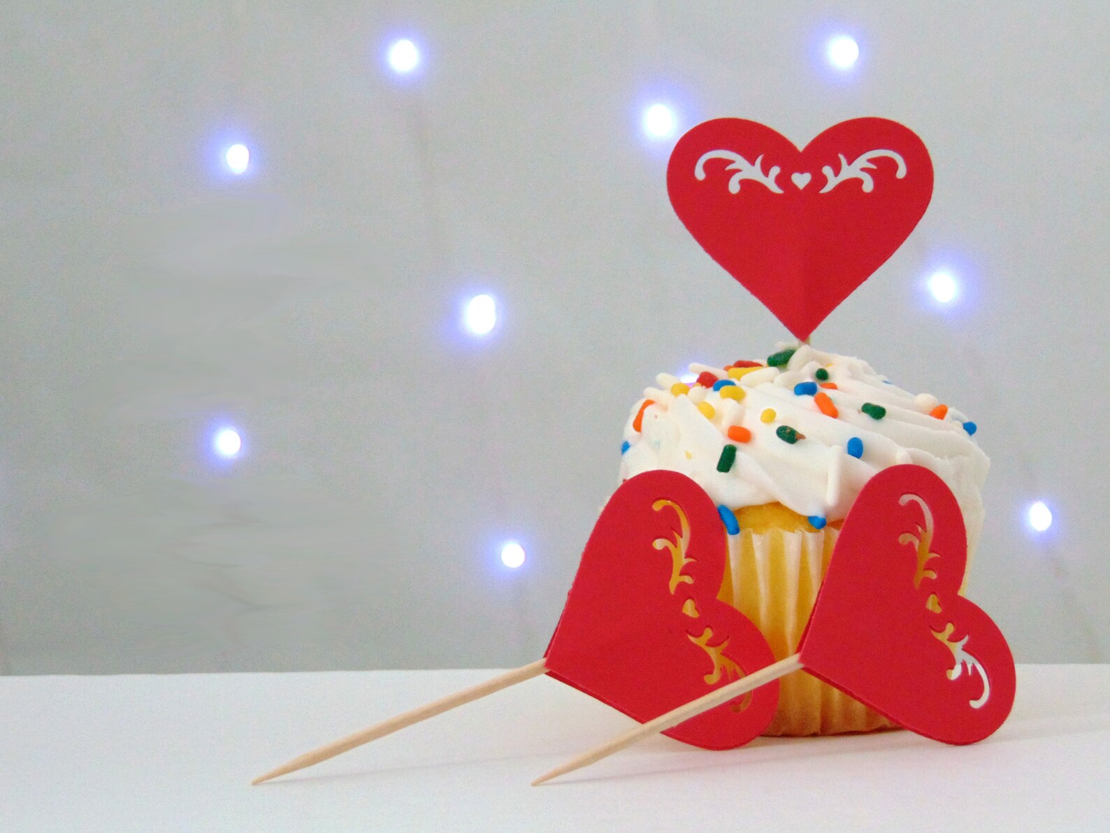 Red Heart Cupcake Toppers 12CT Valentine's Day - Etsy