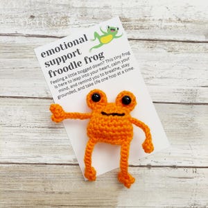 Emotional Support Crochet Frog Named Froodle, Pocket Hug Amigurumi ...