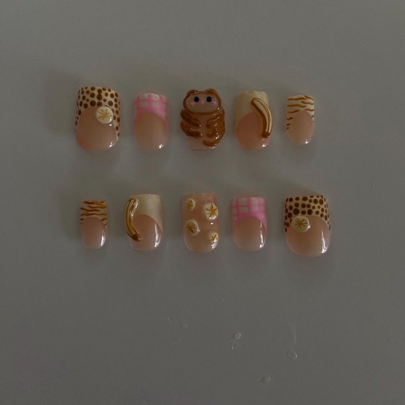 3D Monkey Press-on Nails: Playful Banana Nail Art - Etsy Canada