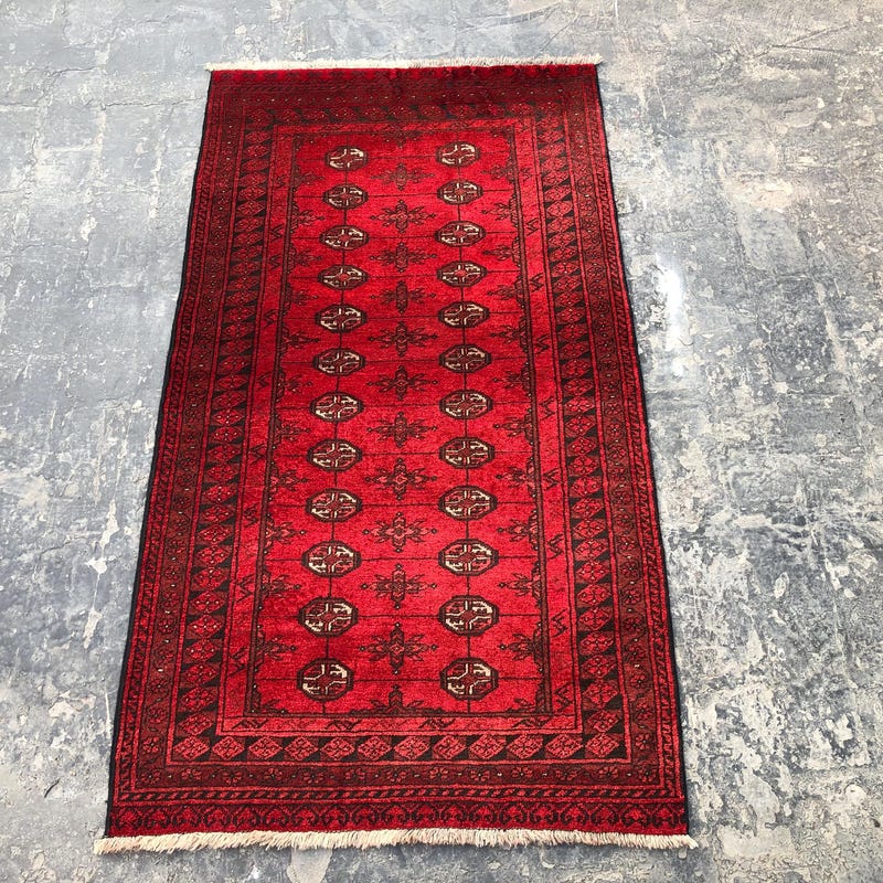Antique Gul Elephant Rug - Etsy