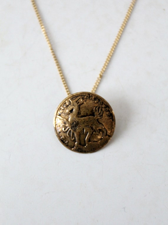 vintage Tirol Griffin button pendant necklace - Gem
