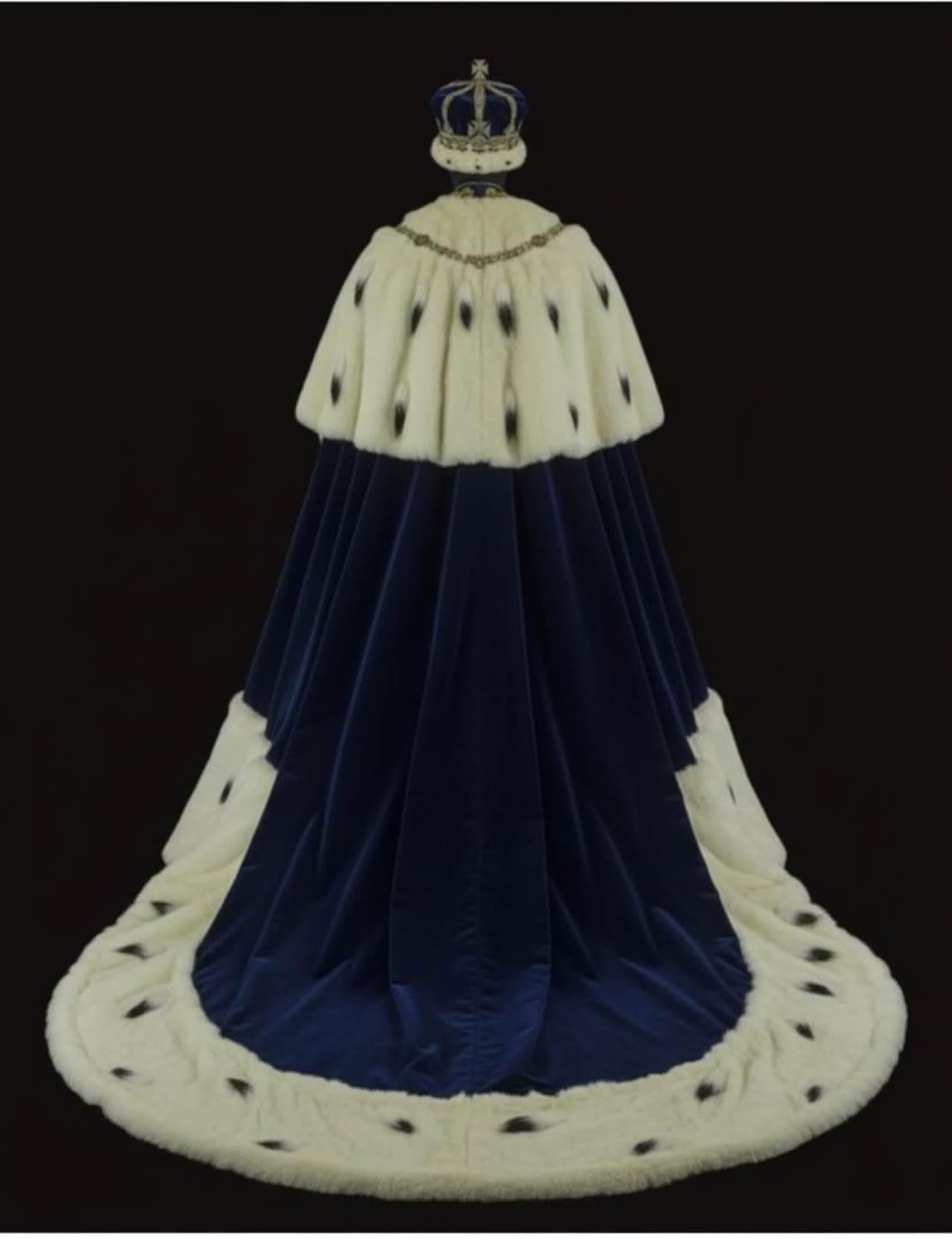Royal Blue Velvet Cape With White Fur Trim | Luxury King Cloak | Regal ...