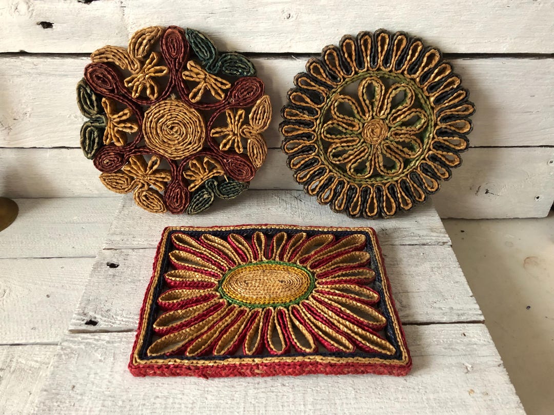 Vintage 1970’s Woven Straw Trivets Set of 3 Kitchen Decor - Etsy