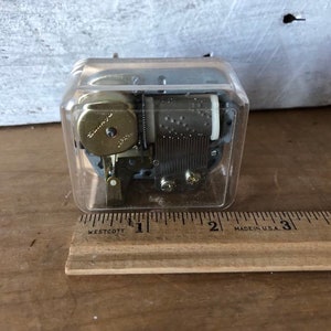 Lot of 2 Sankyo Japan Music Box Movement Wind up Replacement Music Part ...