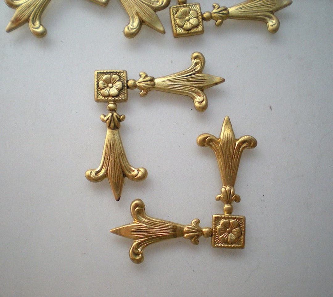 6 Small Brass Floral Corner Brackets ZC229 - Etsy