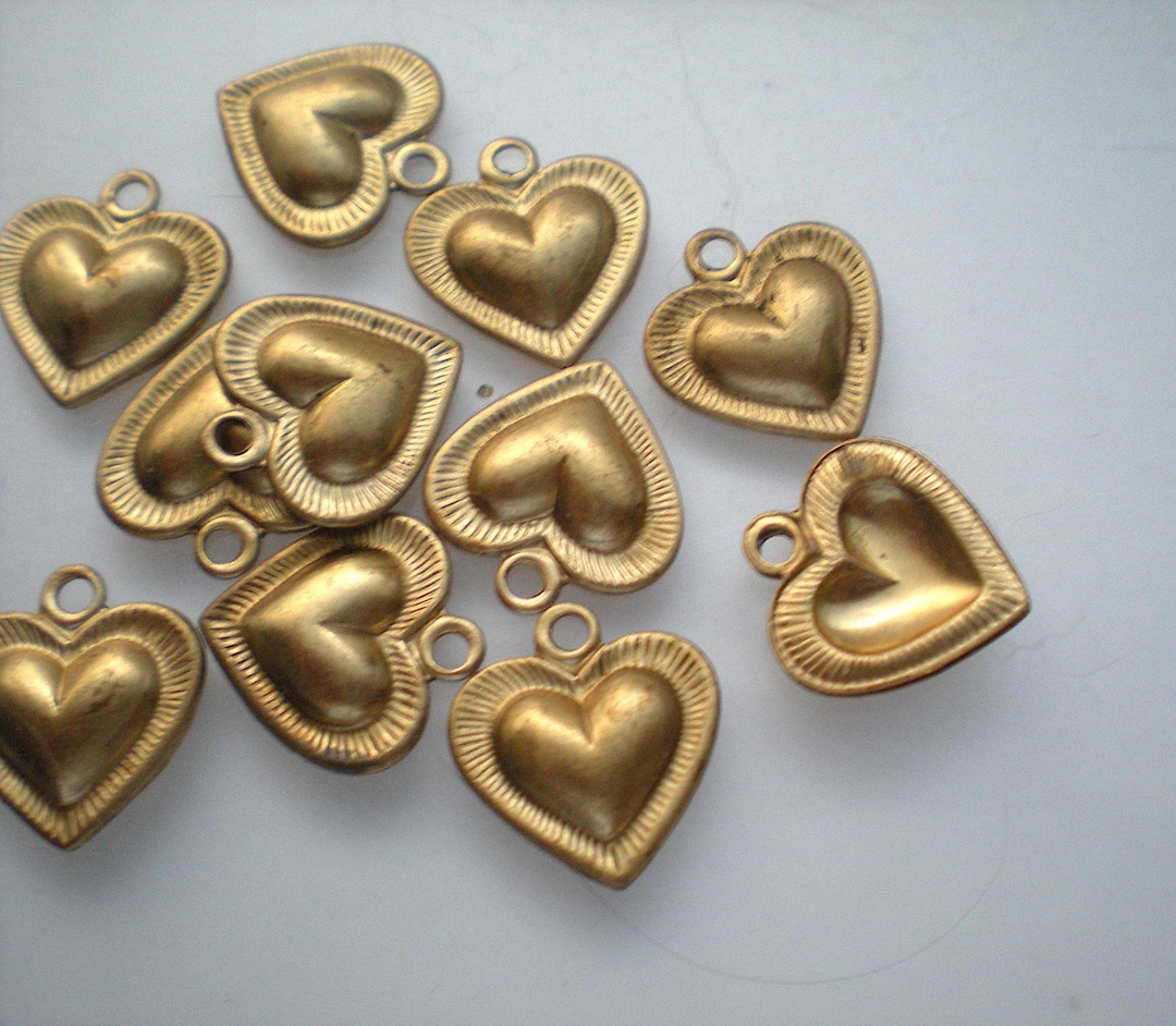 12 Small Cute Heart Charms ZA695 - Etsy