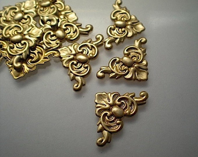 6 Small Brass Floral Corner Brackets ZC223 - Etsy