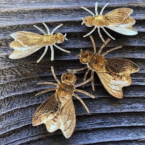 6 Large Brass Flying Insect Stampings ZF507 - Etsy