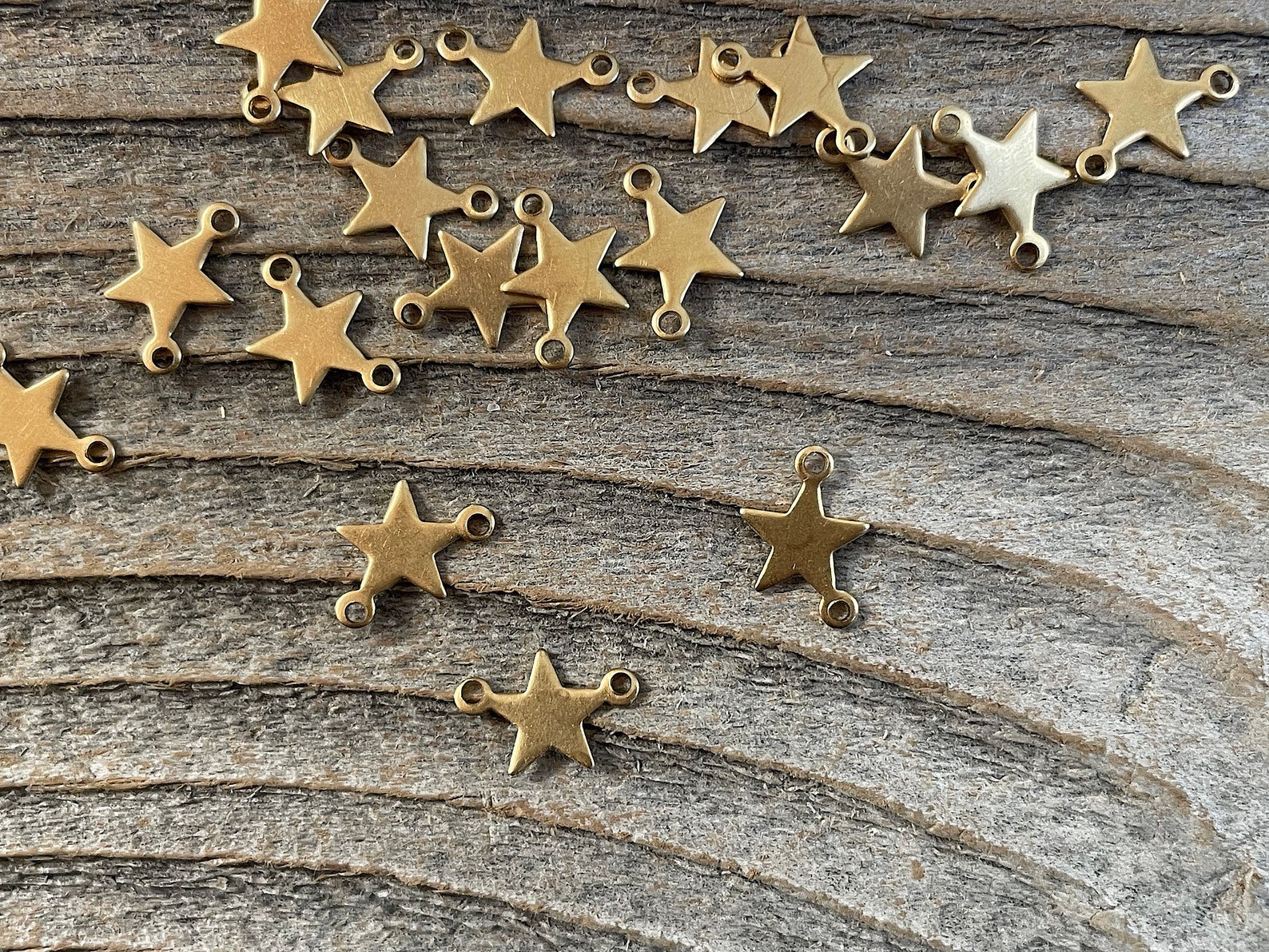 18 Tiny Flat Brass Star Connectors - Etsy