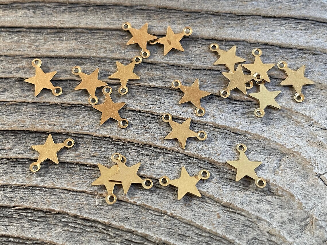 18 Tiny Flat Brass Star Connectors - Etsy