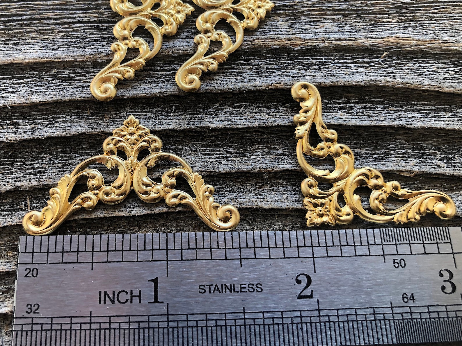 6 Small Brass Floral Corner Brackets ZC223 - Etsy