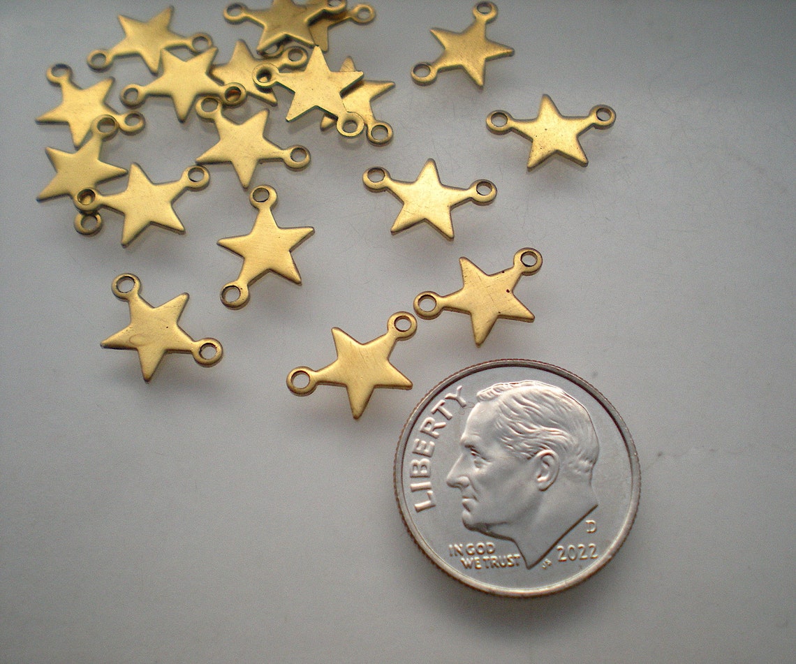 18 Tiny Flat Brass Star Connectors - Etsy