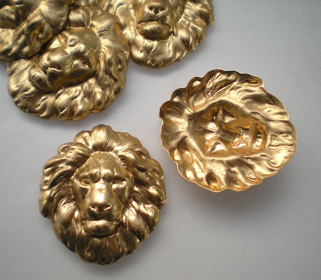6 Medium Lion Head Stampings ZE118 - Etsy