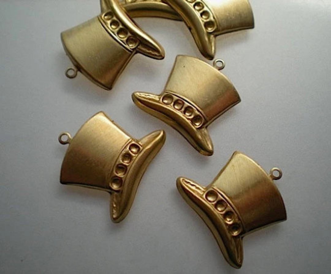6 Brass Top Hat Charms ZH304 - Etsy