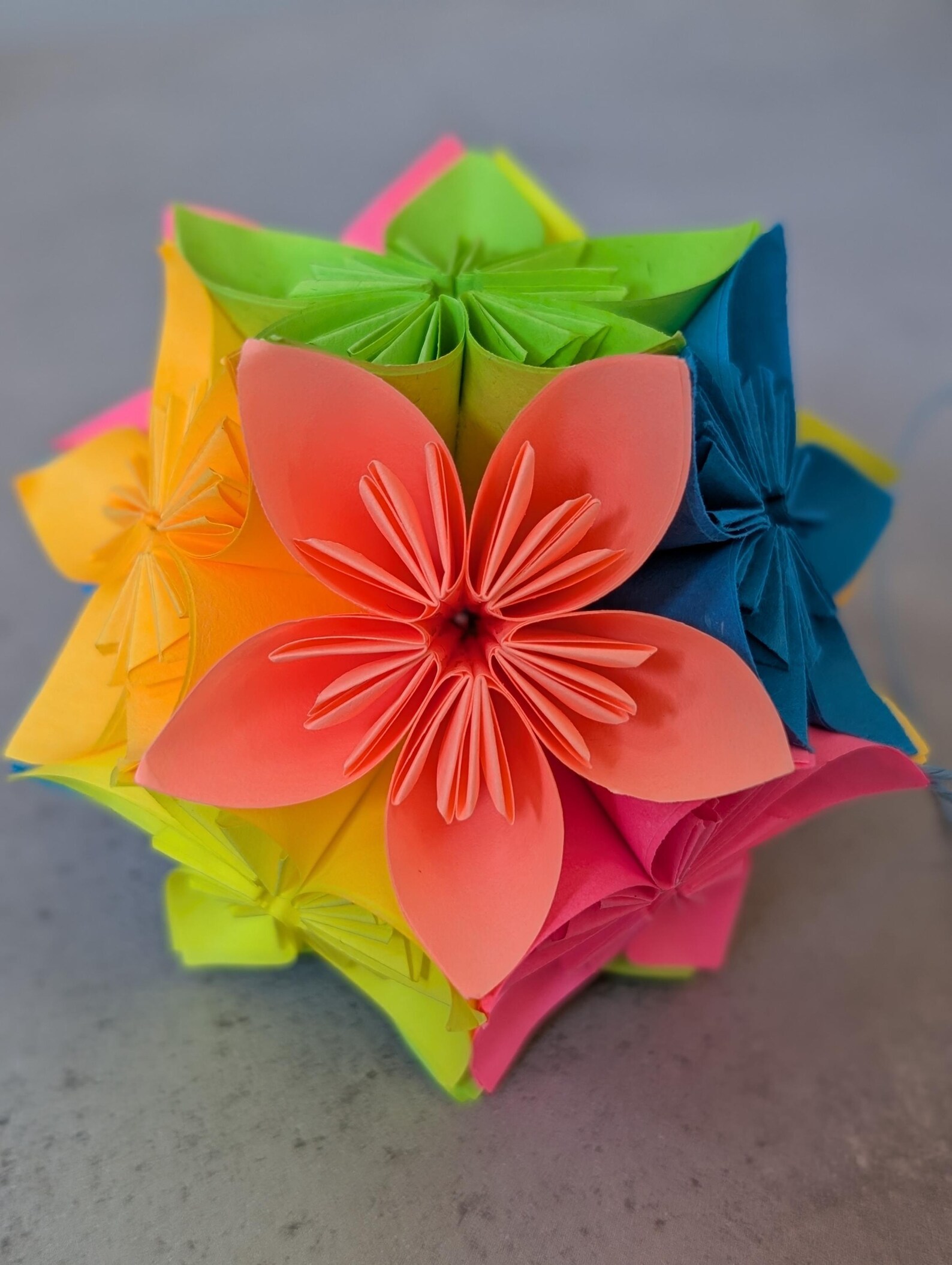 Kusudama Origami Flower Ball Ornament: Vibrant Bloom - Etsy