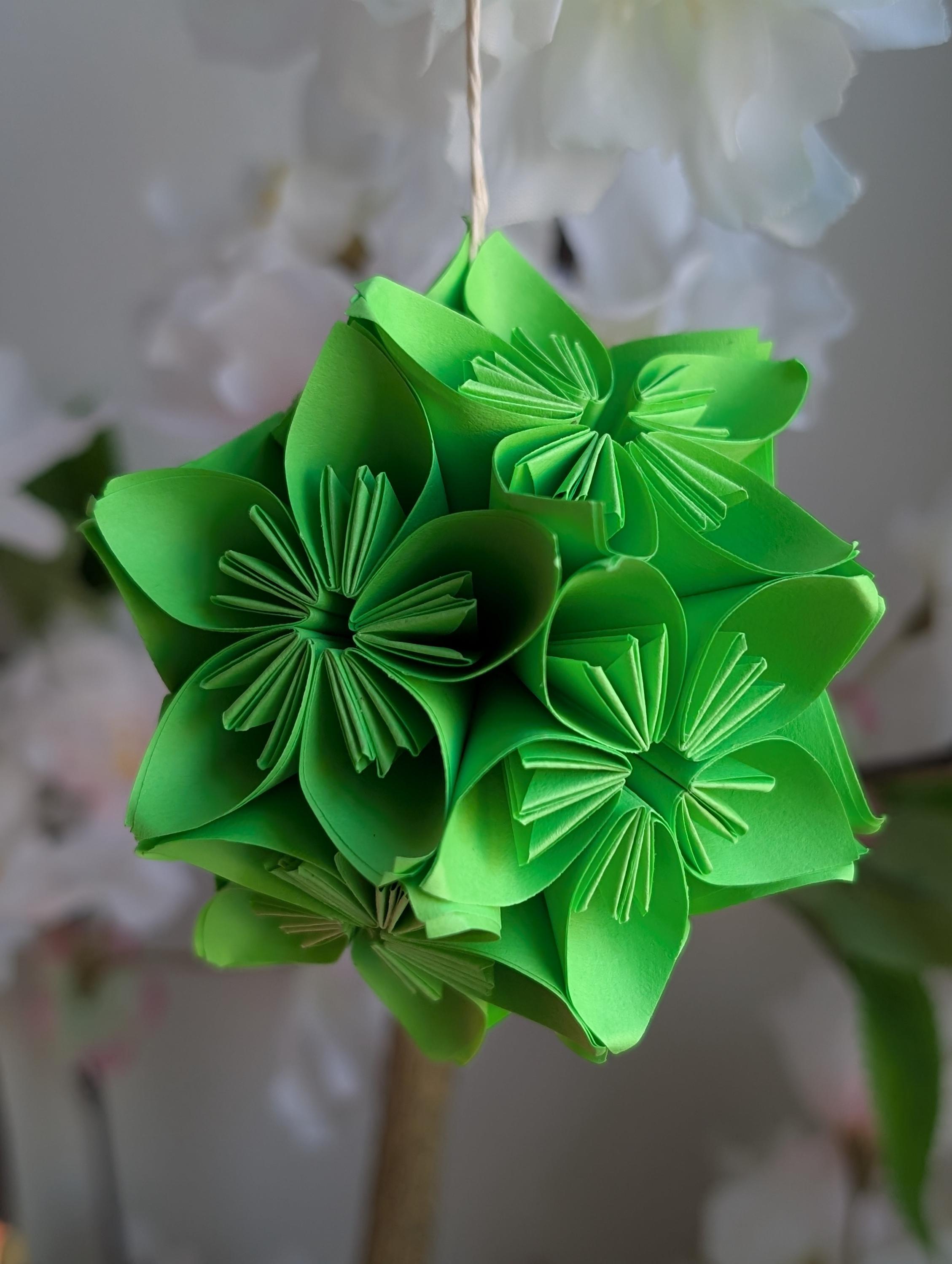 Kusudama Origami Flower Ball Ornament: Vibrant Bloom - Etsy