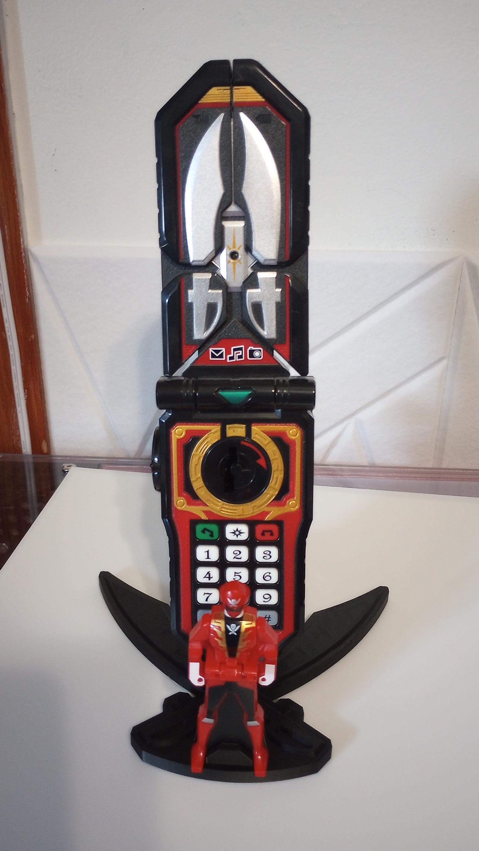 3d Print Reproduction Stands for Kaizoku Sentai Gokaiger Mobirates and ...