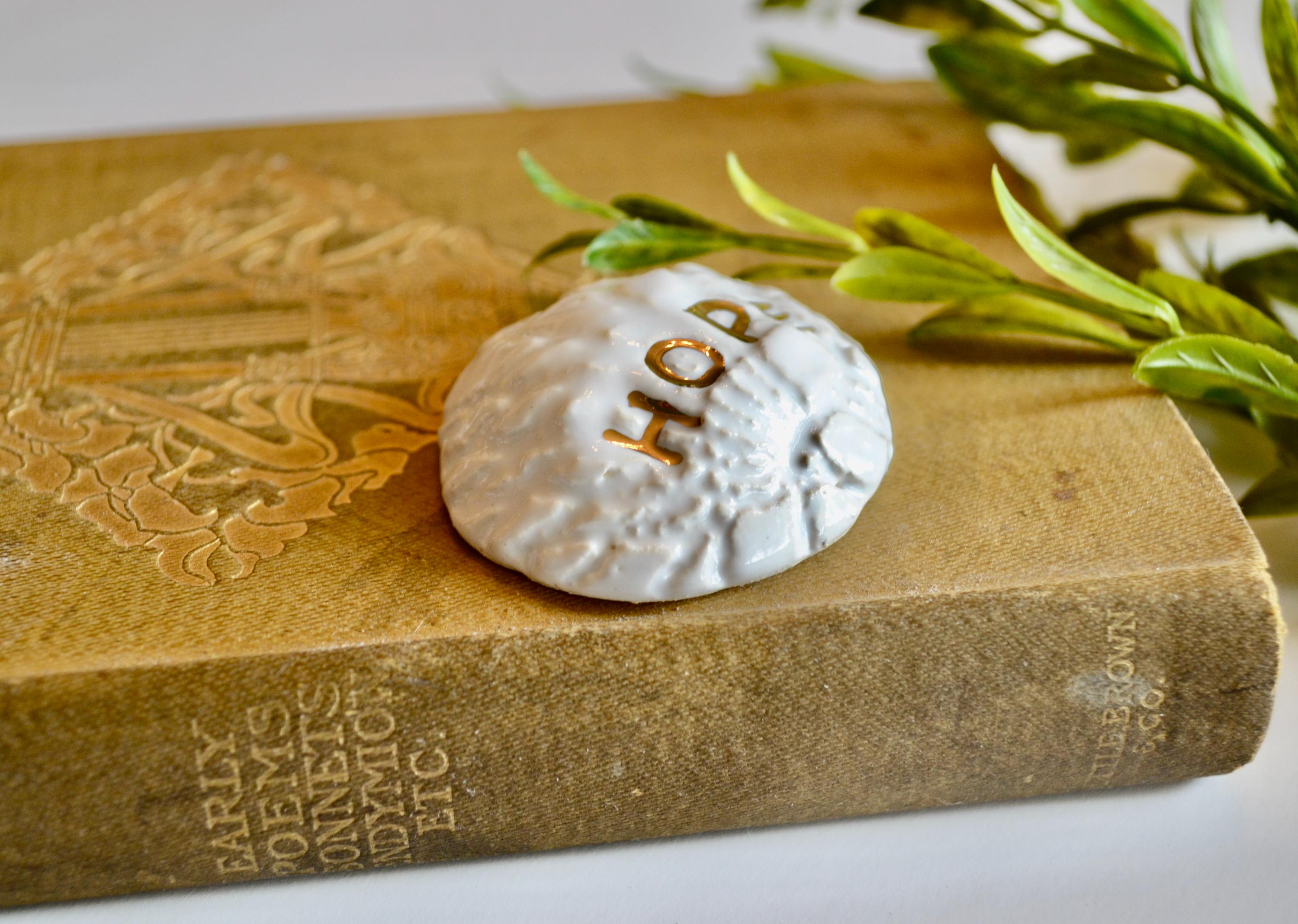 HOPE Ceramic Word Art - White & Gold Inspirational Decor - Etsy
